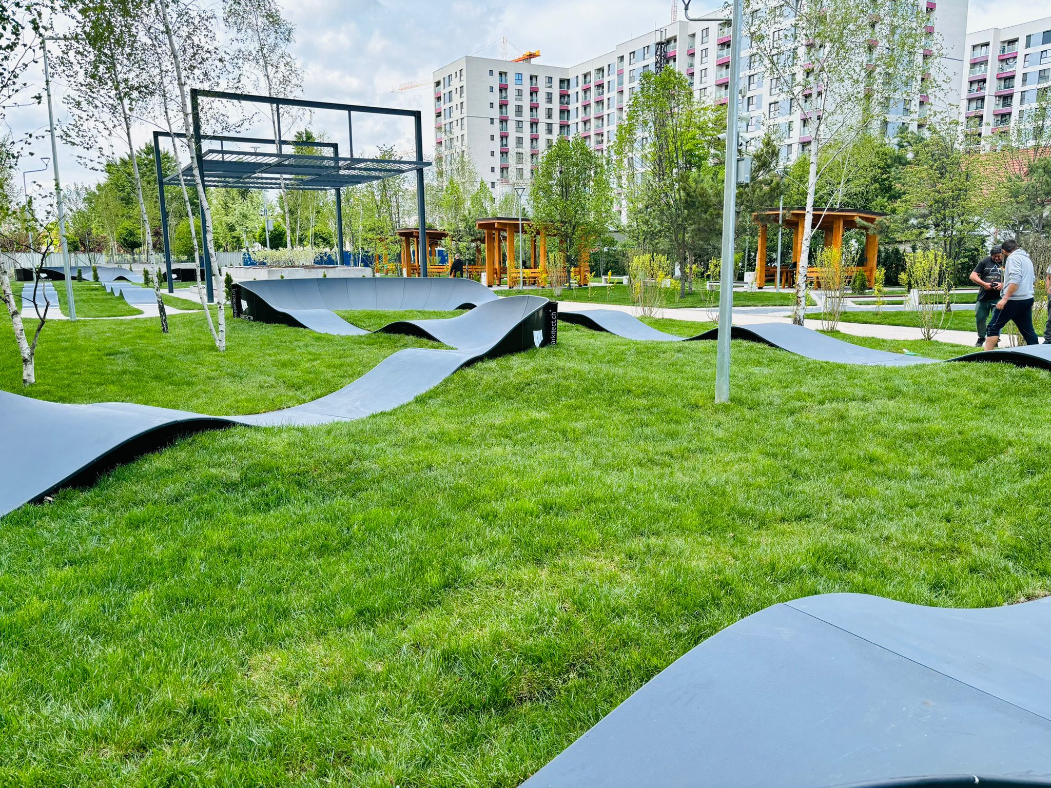 Parcul Liniei, cel mai mare parc nou după Revoluție, a ajuns la 8 ...